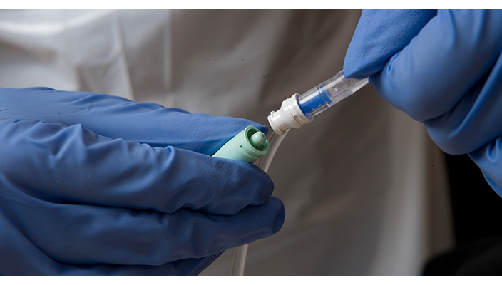 SmartSite™ 13mm vial access device, Priming Volume 0.08 mL - 2203E | BD